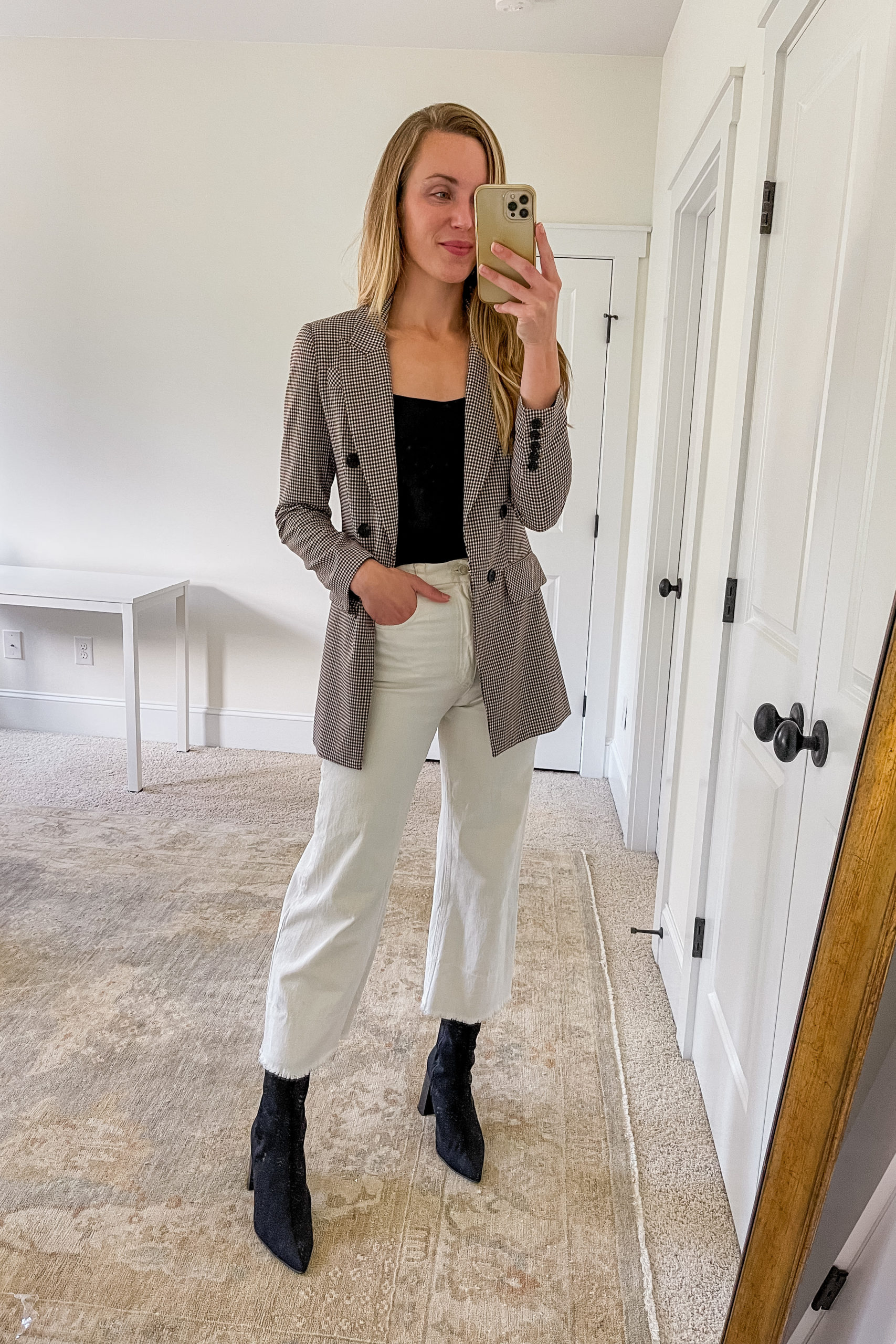 8 Fresh Ways to Style Your Plaid Blazer | Natalie Yerger