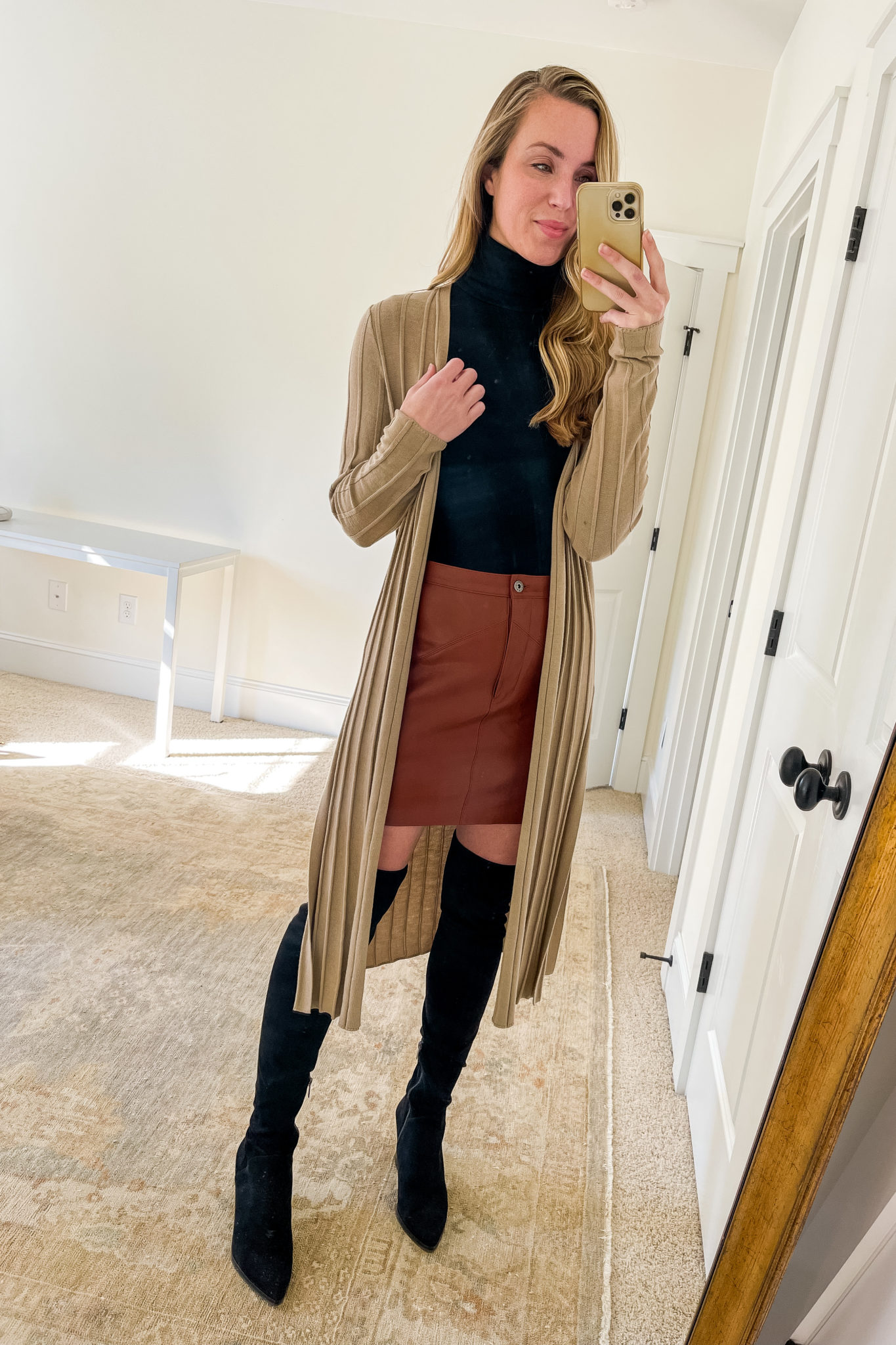 10 Long Cardigan Outfit Ideas | Natalie Yerger
