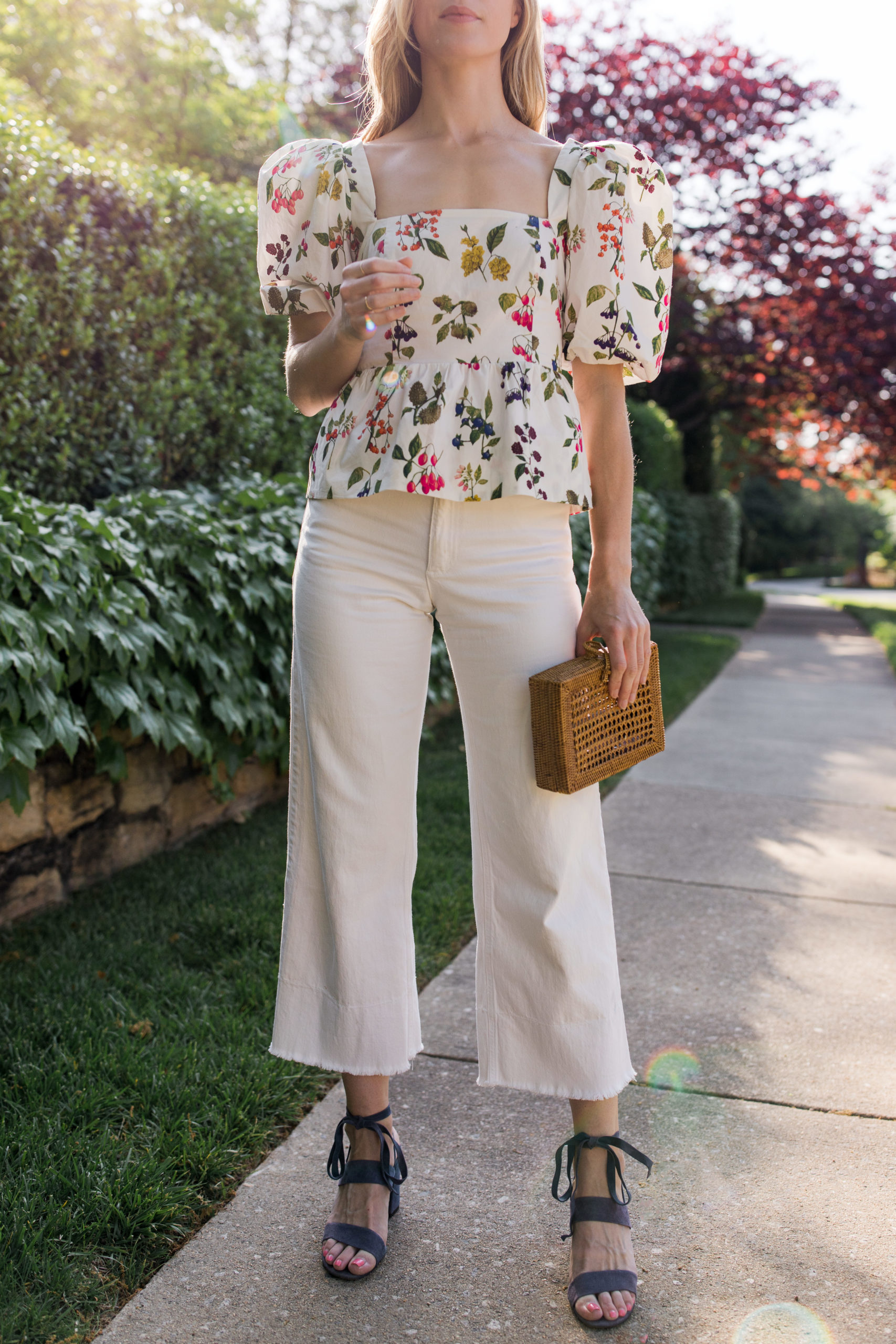 How to Wear Puff Sleeve Tops and Dresses | Natalie Yerger