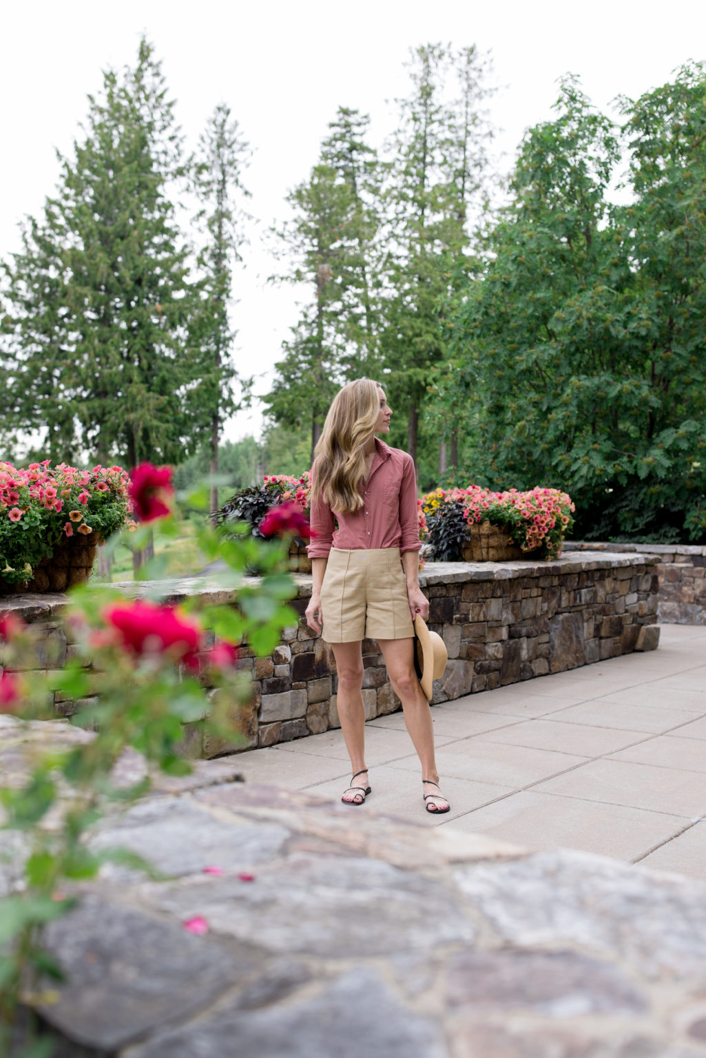 Clothes for Hot Weather: 8 Fashion Tips to Stay Cool