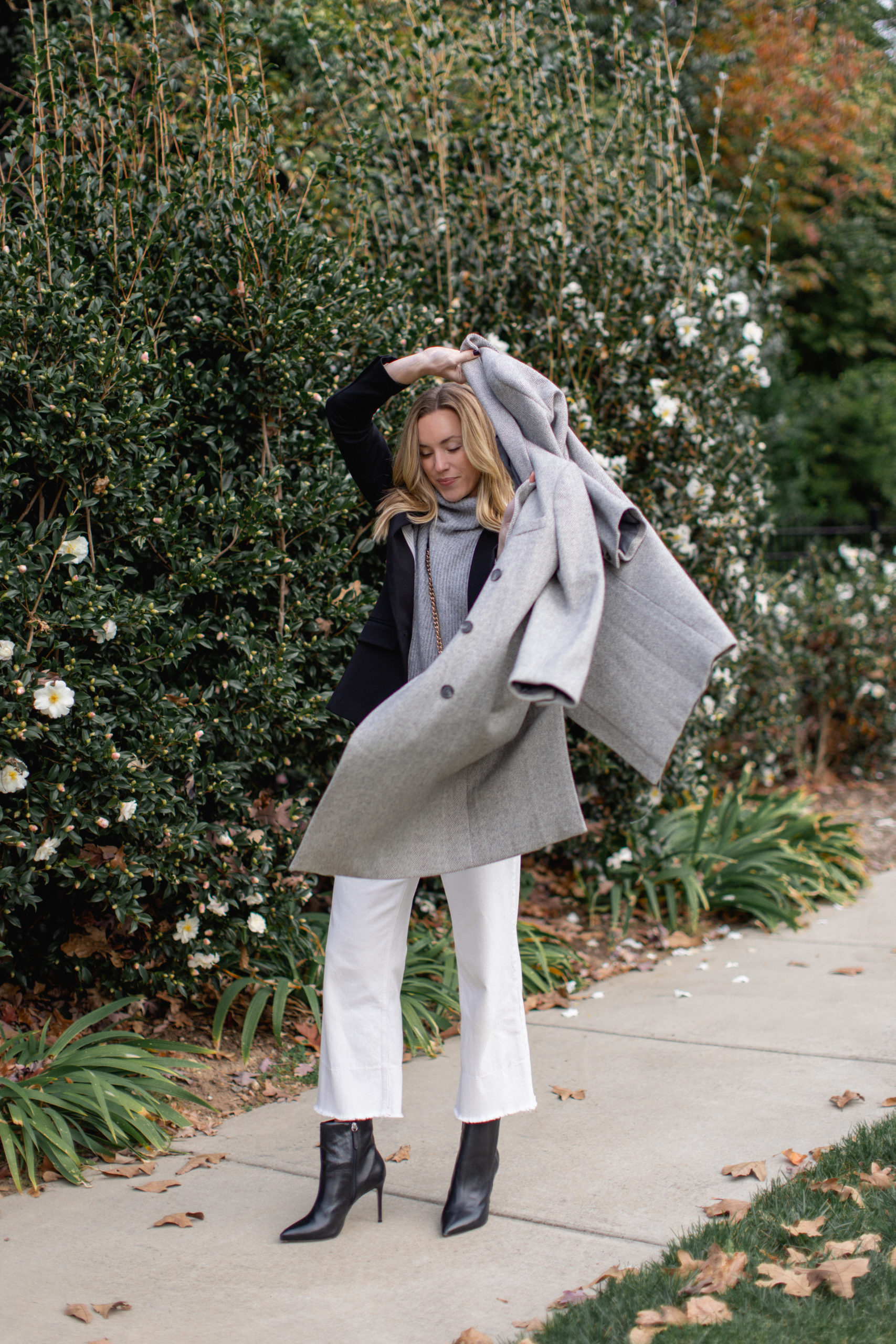 How to Master Layering Your Clothes Without Bulk | Natalie Yerger