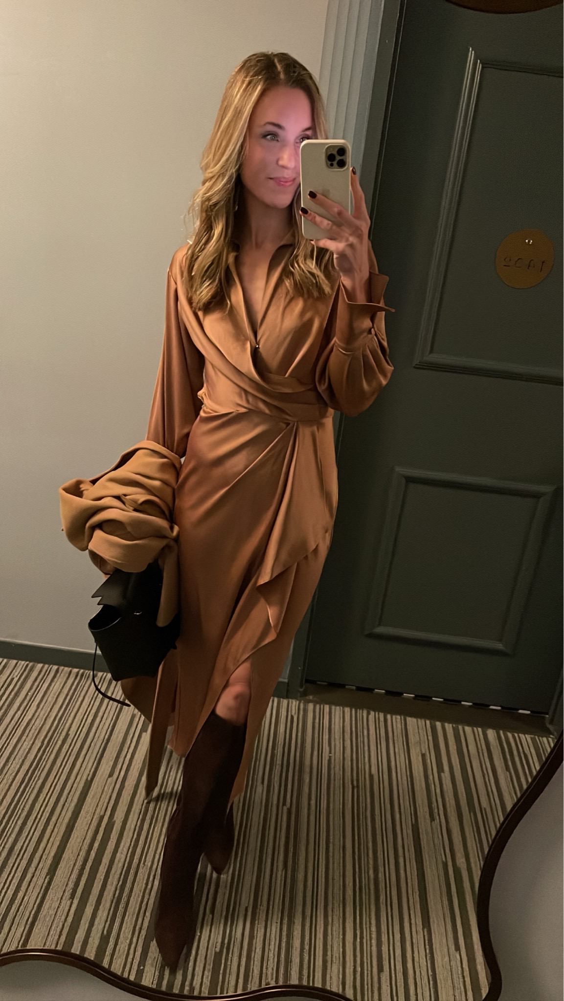 How to Wear Knee-High Boots with a Dress – Natalie Yerger